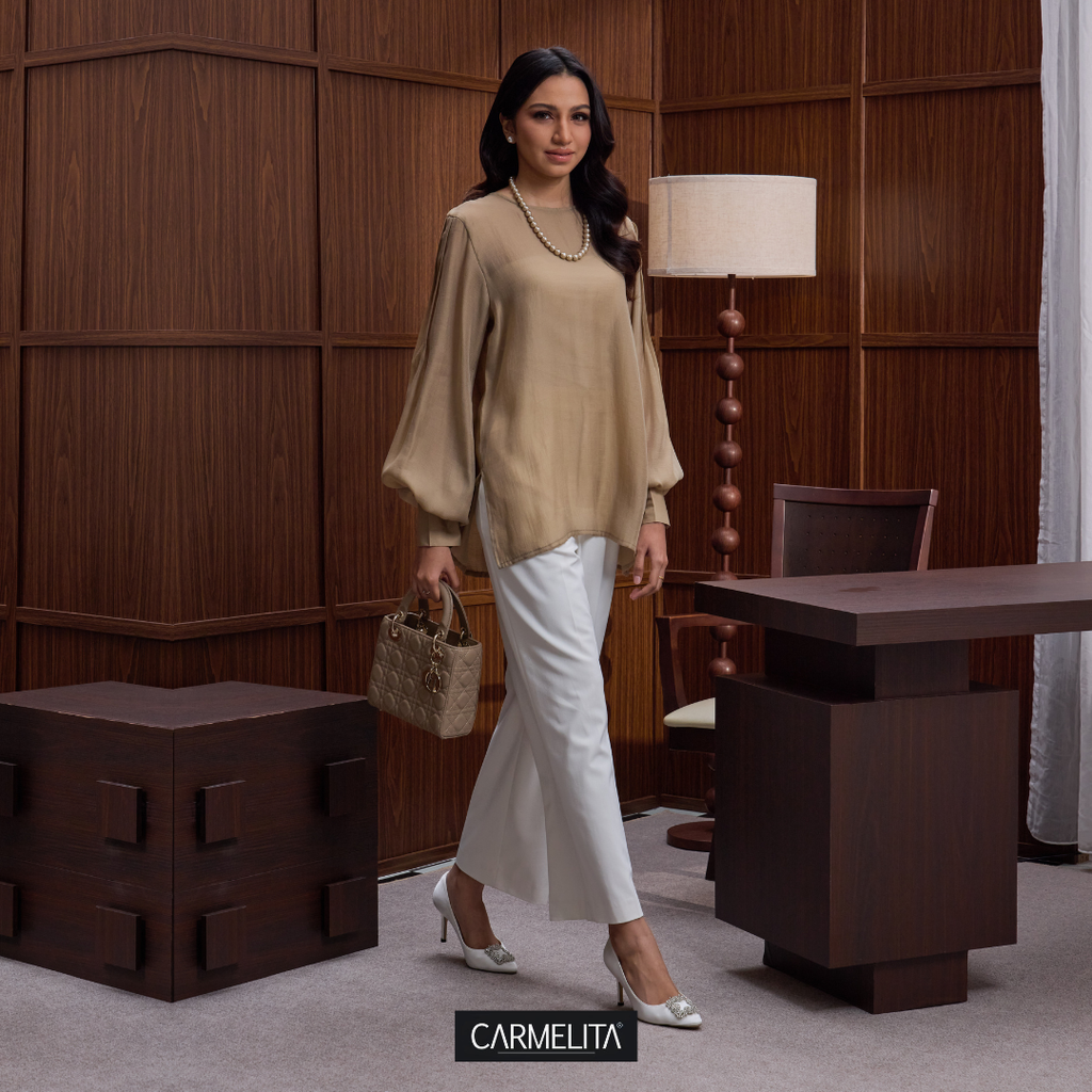 DAPHNE BLOUSE – CARMELITA - SUCCESSFUL WOMEN'S FLAVOUR